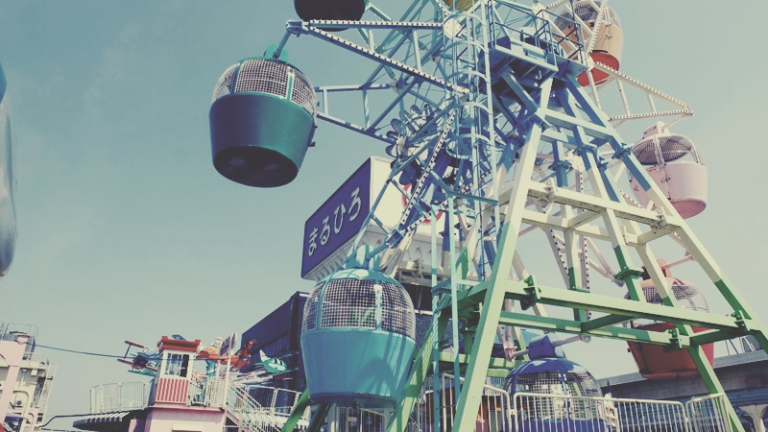 【昭和のデパート屋上遊園地】子供たちの楽園、今も語り継がれるその魅力 - あんときのしょうわ